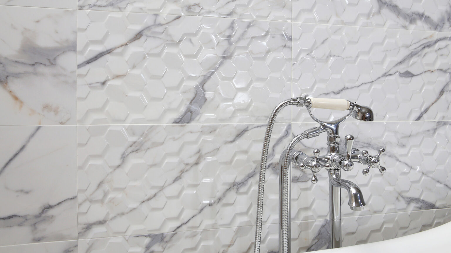 10 Rekomendasi Keramik Dinding Kamar Mandi Estetik - Roman What You and ...