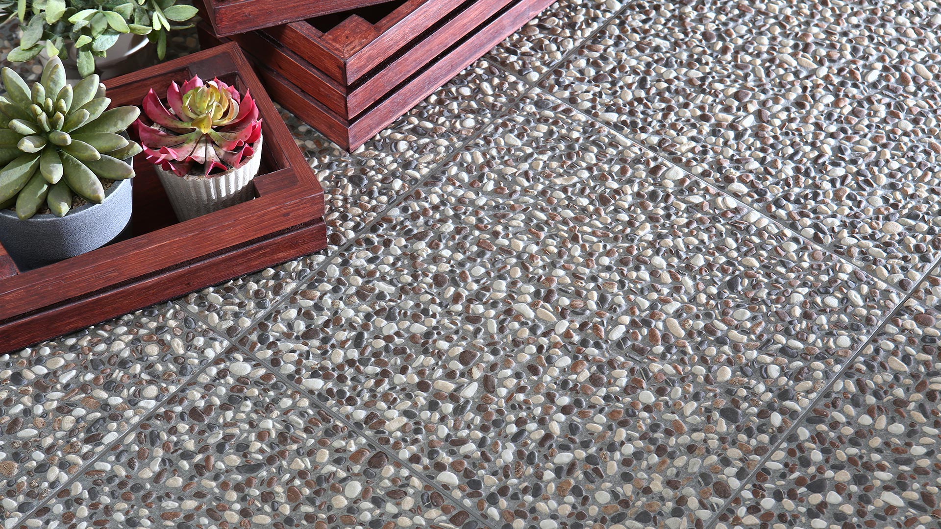 7 Rekomendasi Keramik Outdoor Cantik - Roman What You and Roman Can Do