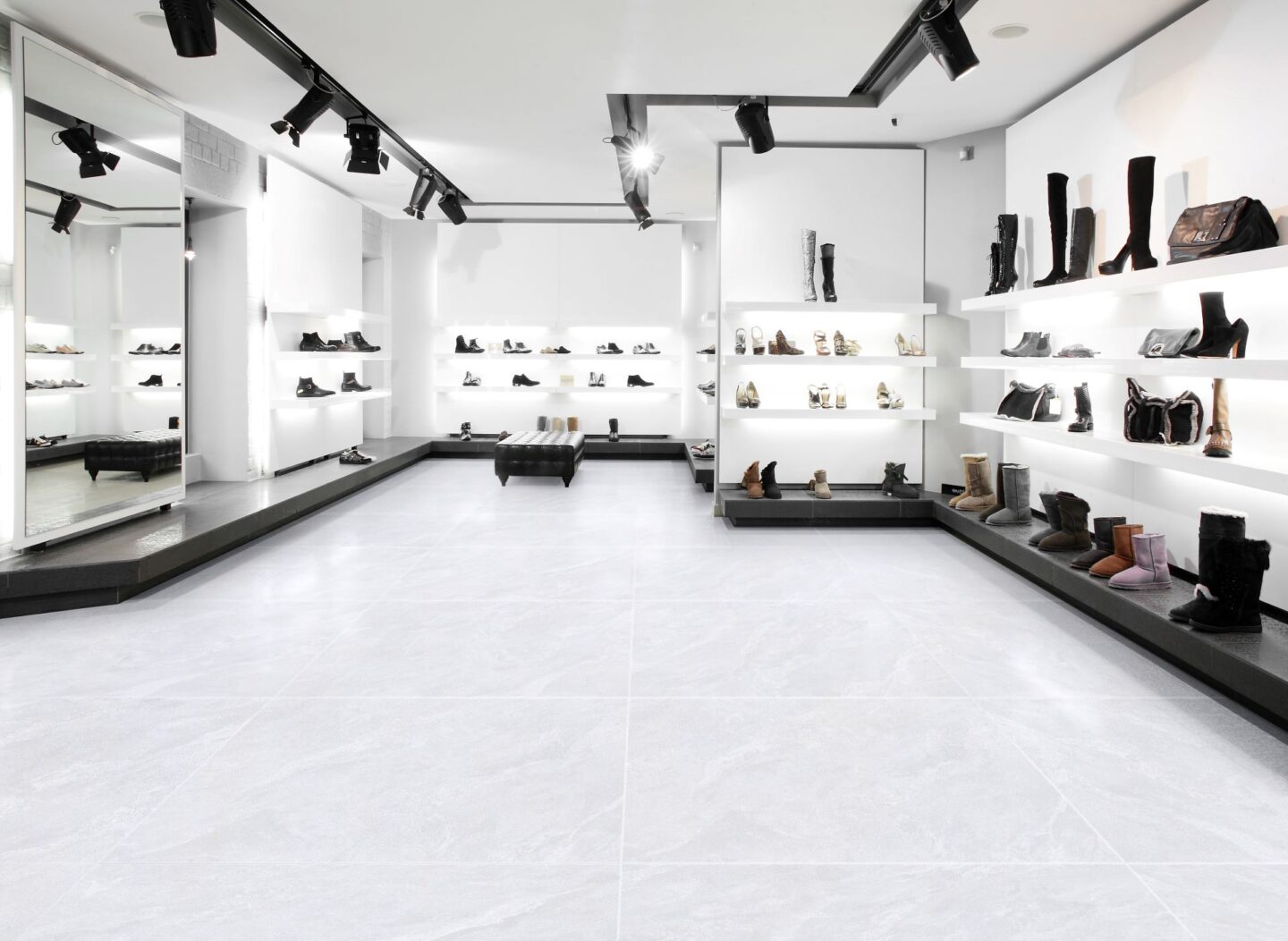 3 Koleksi Ubin Granit Special Relief Terbaru dari Roman - Roman What ...